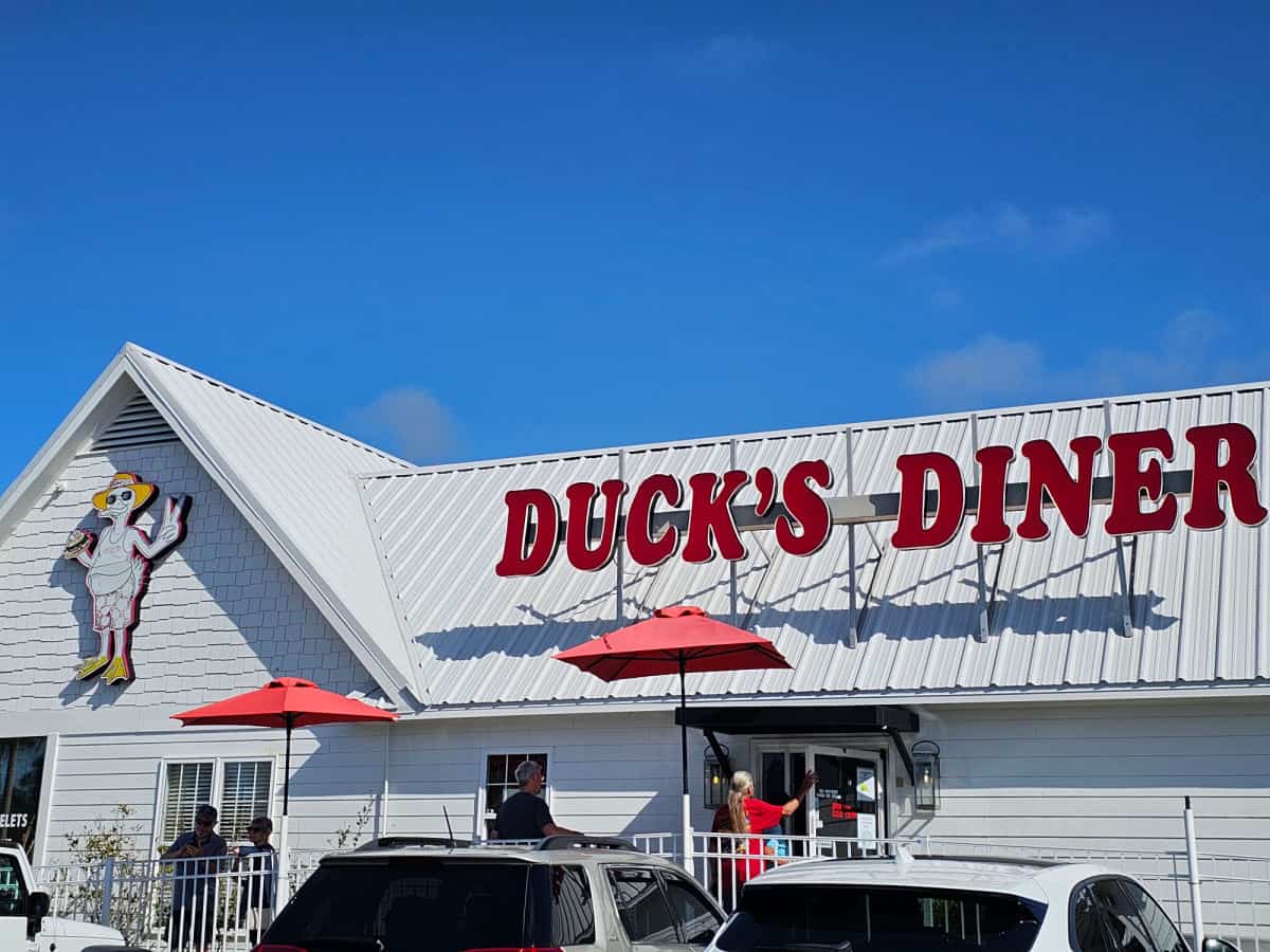 Ducks Diner - Orange Beach - Gulf Coast Journeys