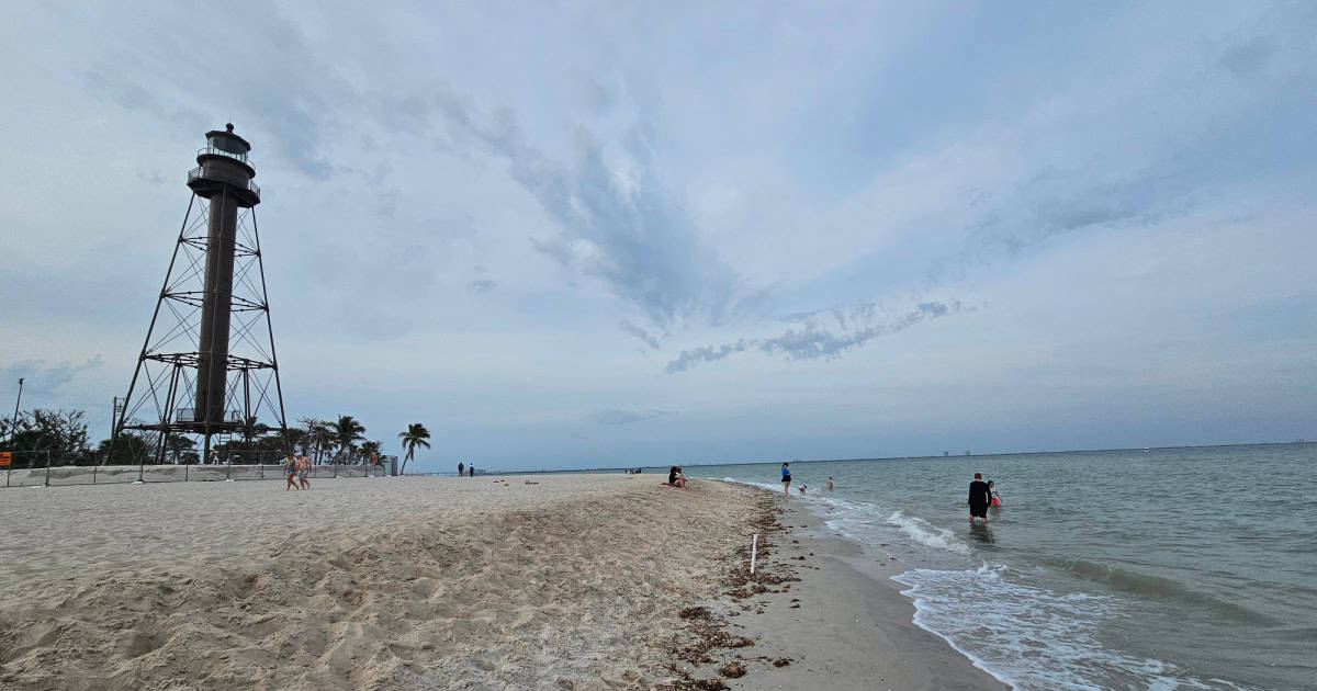 Lighthouse Beach - Sanibel Island - Gulf Coast Journeys