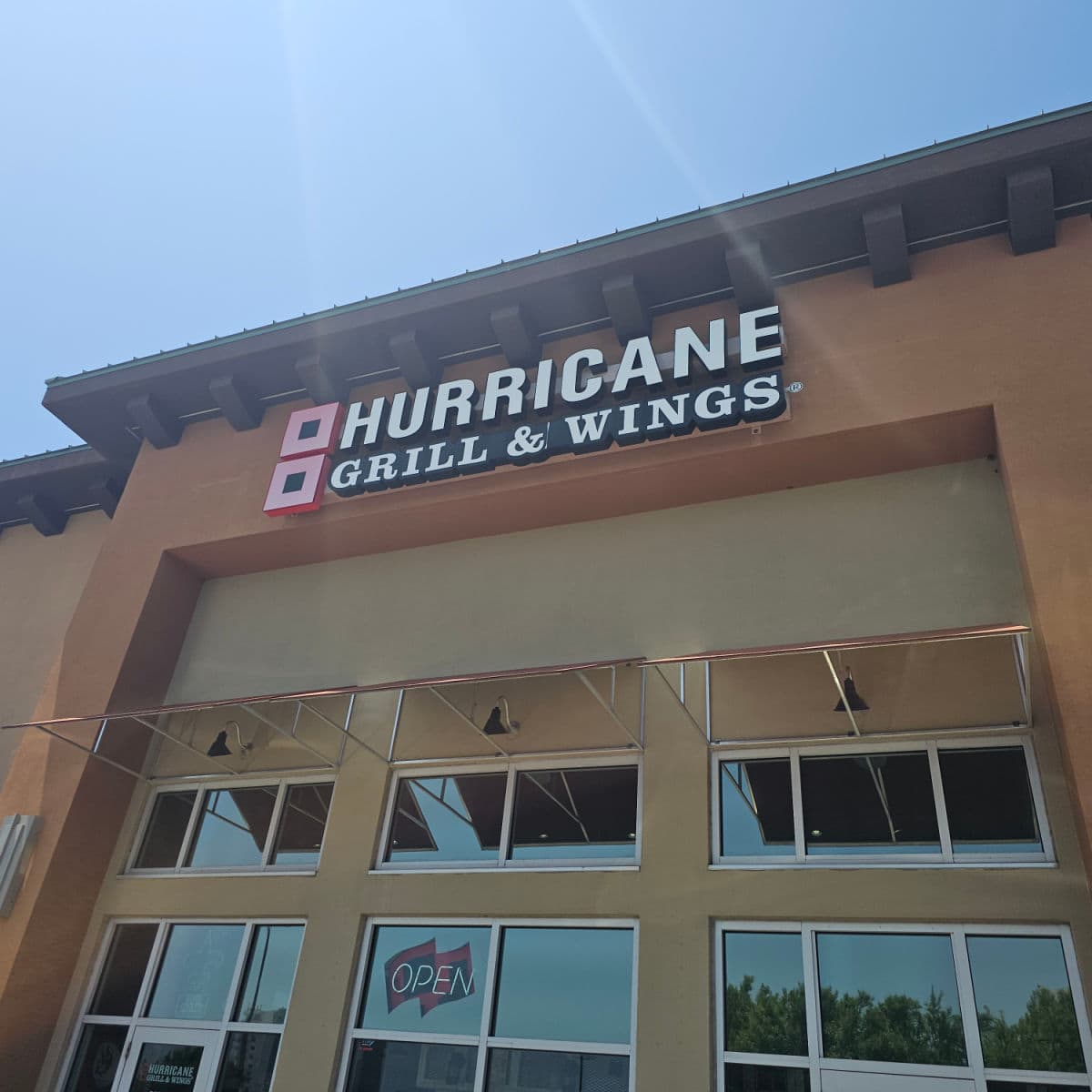 Hurricane Grill & Wings - Orange Beach - Gulf Coast Journeys